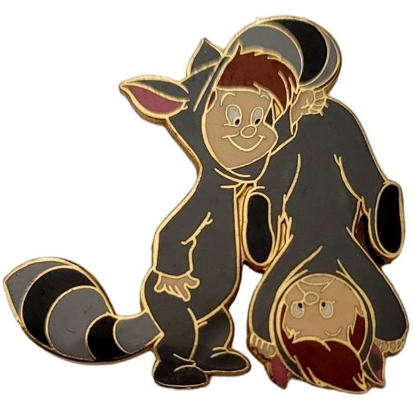 Disney | Jewelry | 202 Disney Peter Pans Twins Return To Neverland Pin ...